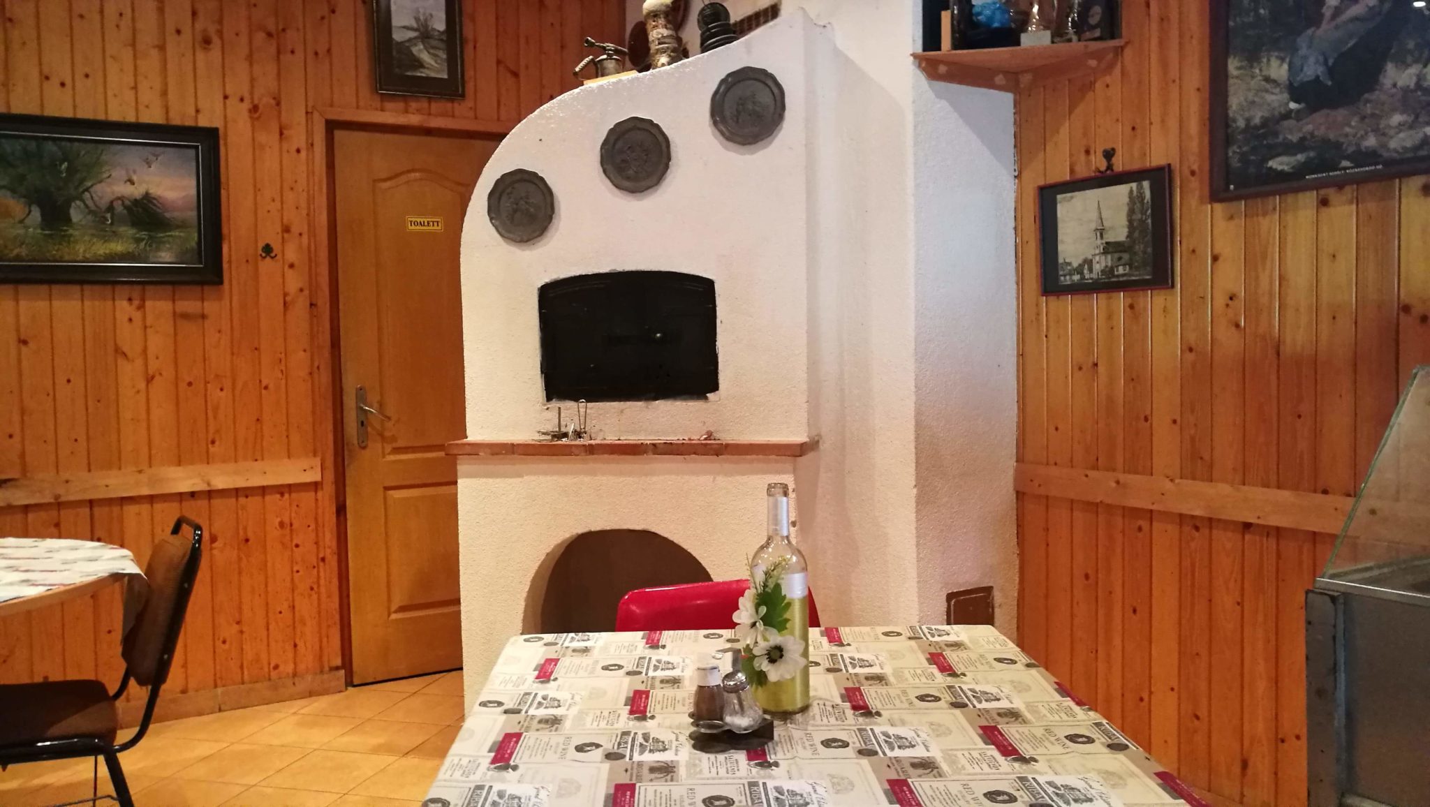 So günstig haben Sie noch nie gegessen! Eszem – Iszom Étterem in Abda ...