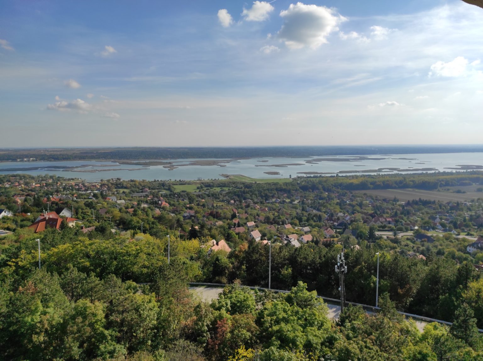 Der Velence-See ist auch im Herbst schön | Ungarn-TV.com | Reisemagazin ...